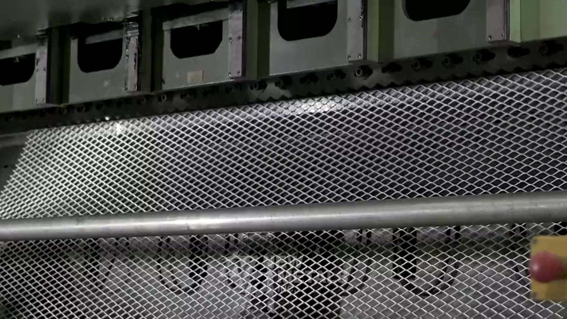 WHAT IS EXPANDED METAL AND HOW IS IT MANUFACTURED? | NEW METALS News